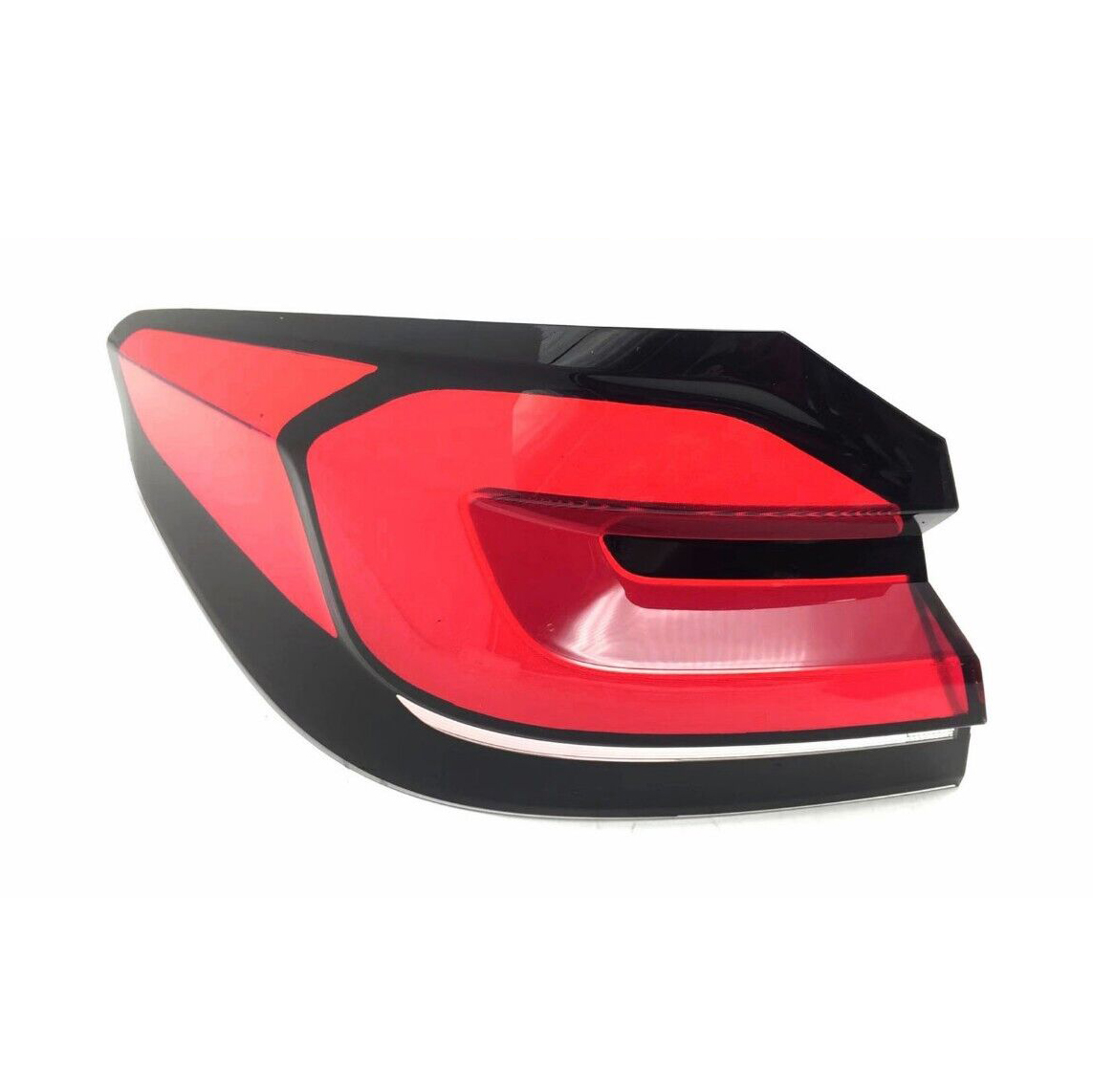 G38 LCI Tail Light - vality tail light specialist for benz bmw honda pickup